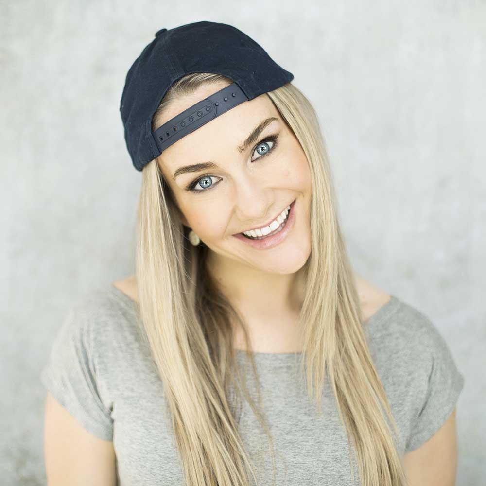 Building An Incredible Network: The Power Of Relationships With Ella Mae